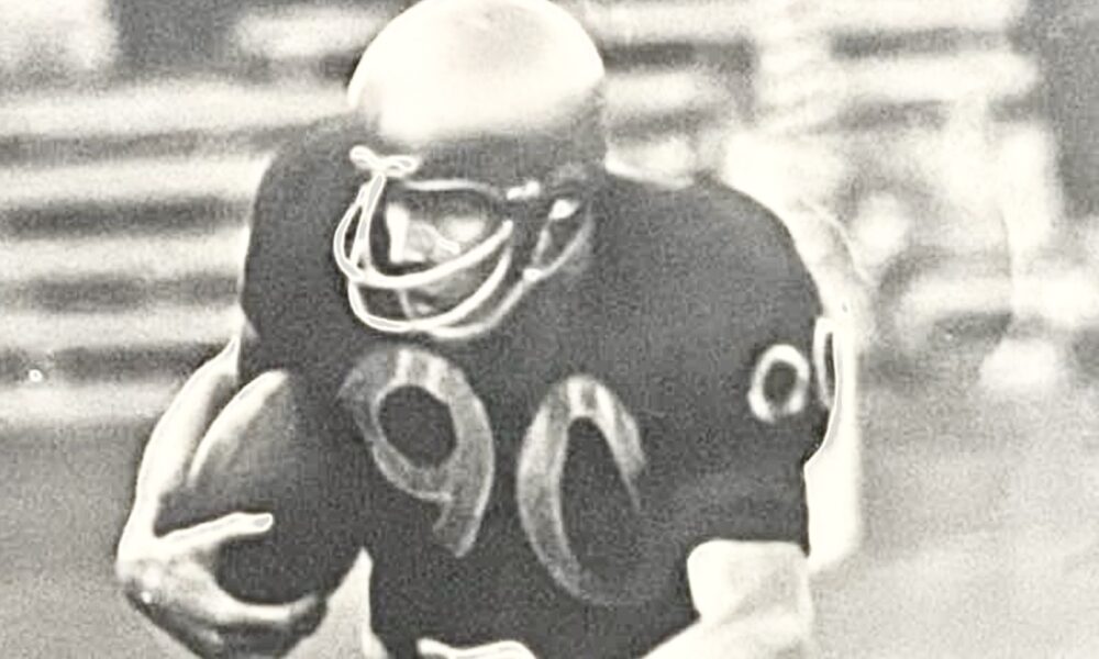 Washington to Honor 6-Time All-American Dave Williams against Eastern ...